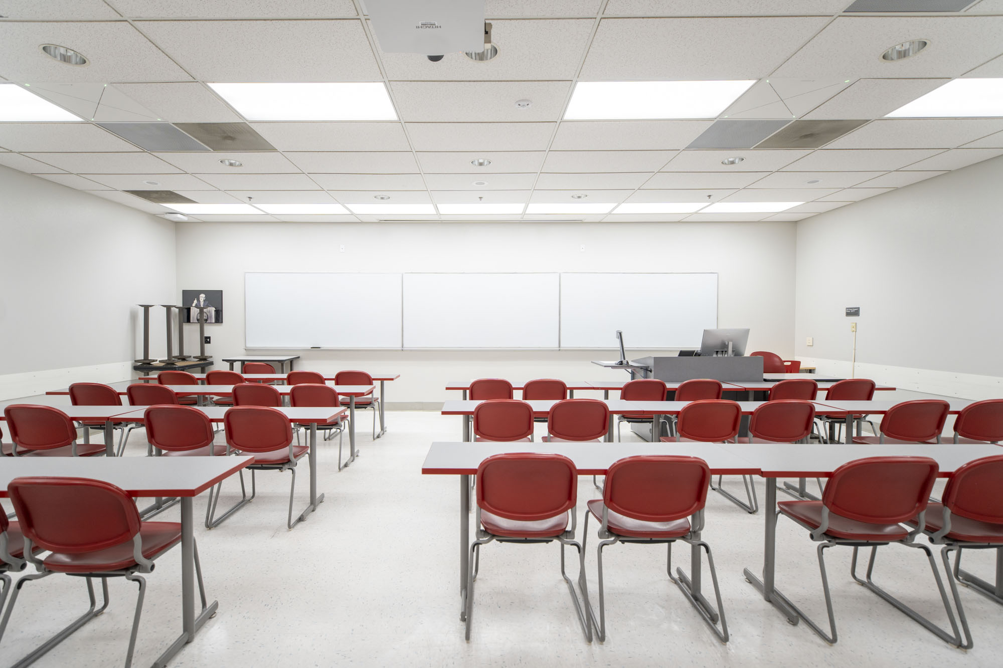 CHB C222 | Classrooms | UNLV Information Technology